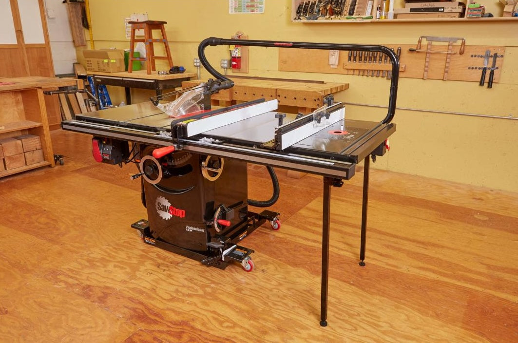 SawStop 27″ In-Line Router Table – Precise & Safe Routing – Hartville ...